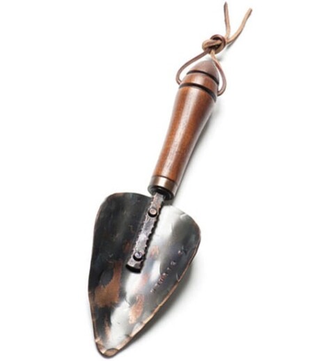 Garden Trowel (Large) by Fisher Blacksmithing | Planet Natural