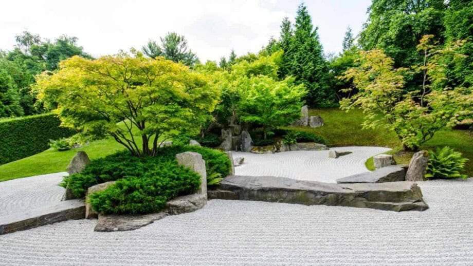 Zen Garden Guide: What is it + Tips and Ideas to Get Started | Planet ...